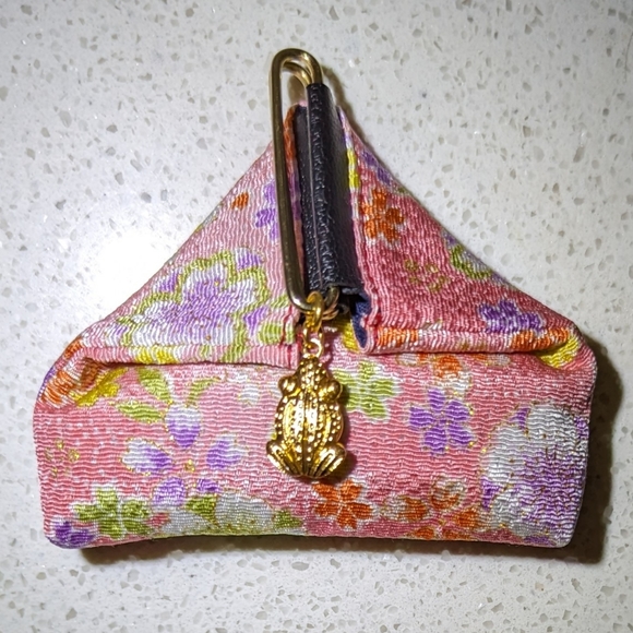 Unknown | Bags | Pretty Chinese Change Purse | Poshmark